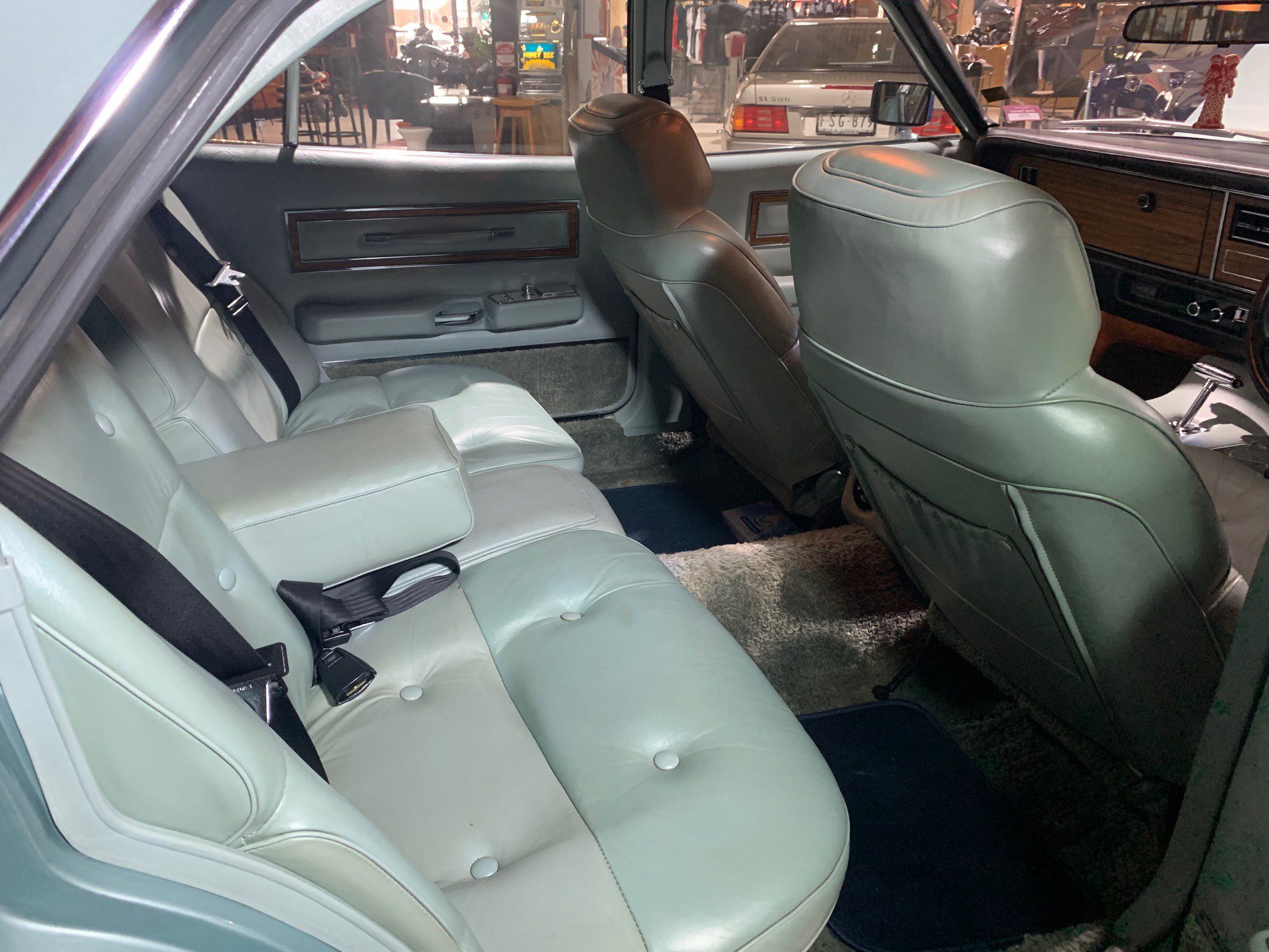 1976 Ford P6 LTD - SOLD | The Classic Centre