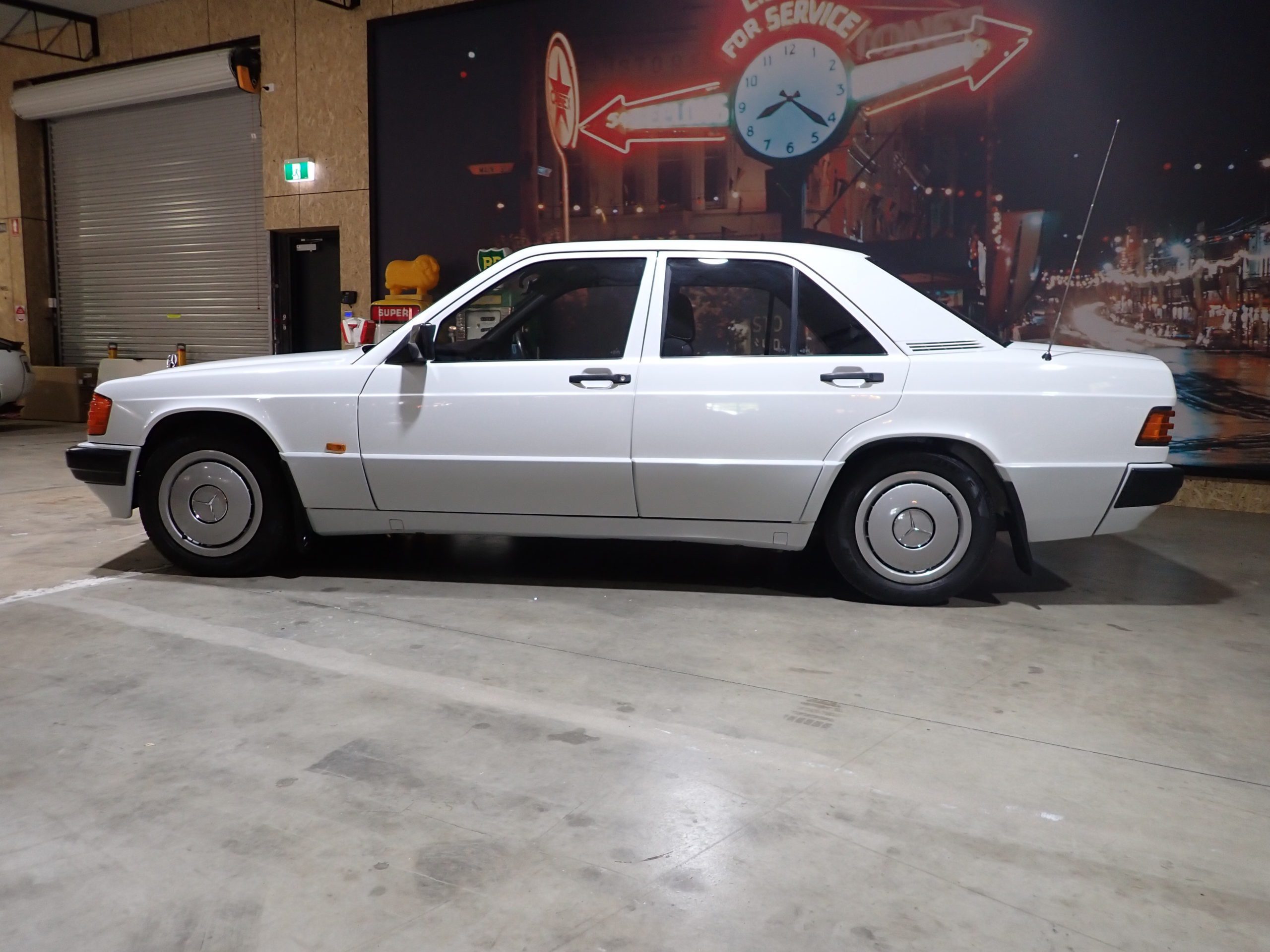 1993 Mercedes-Benz 180E - SOLD | The Classic Centre
