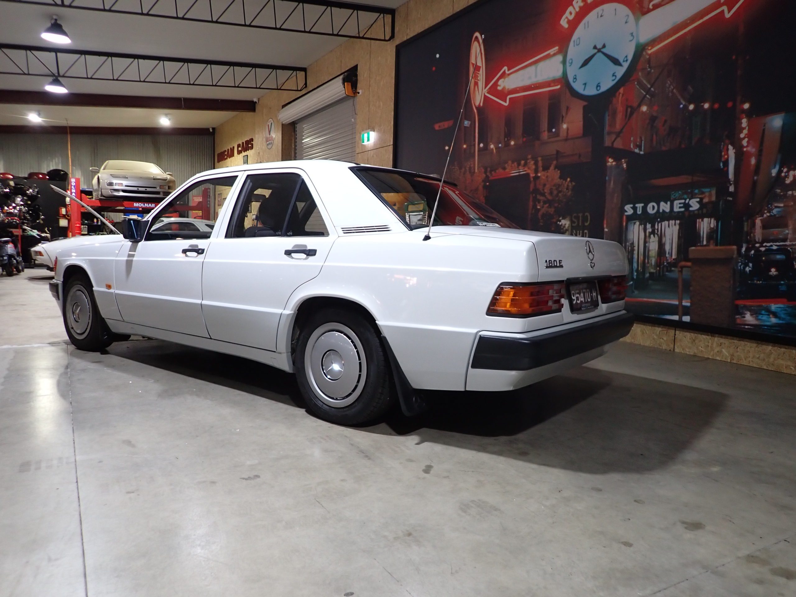 1993 Mercedes-Benz 180E - SOLD | The Classic Centre