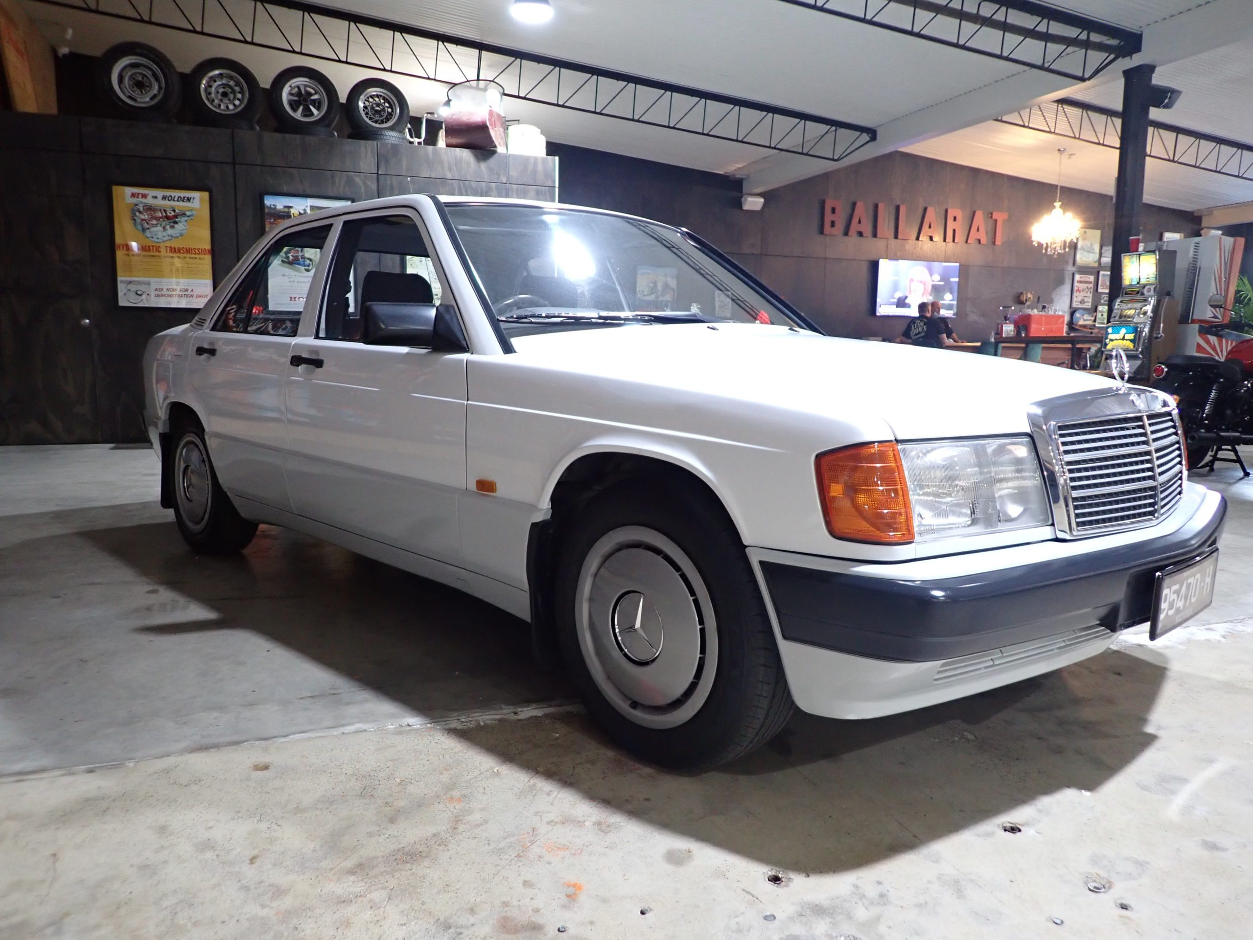 1993 Mercedes-Benz 180E - SOLD | The Classic Centre