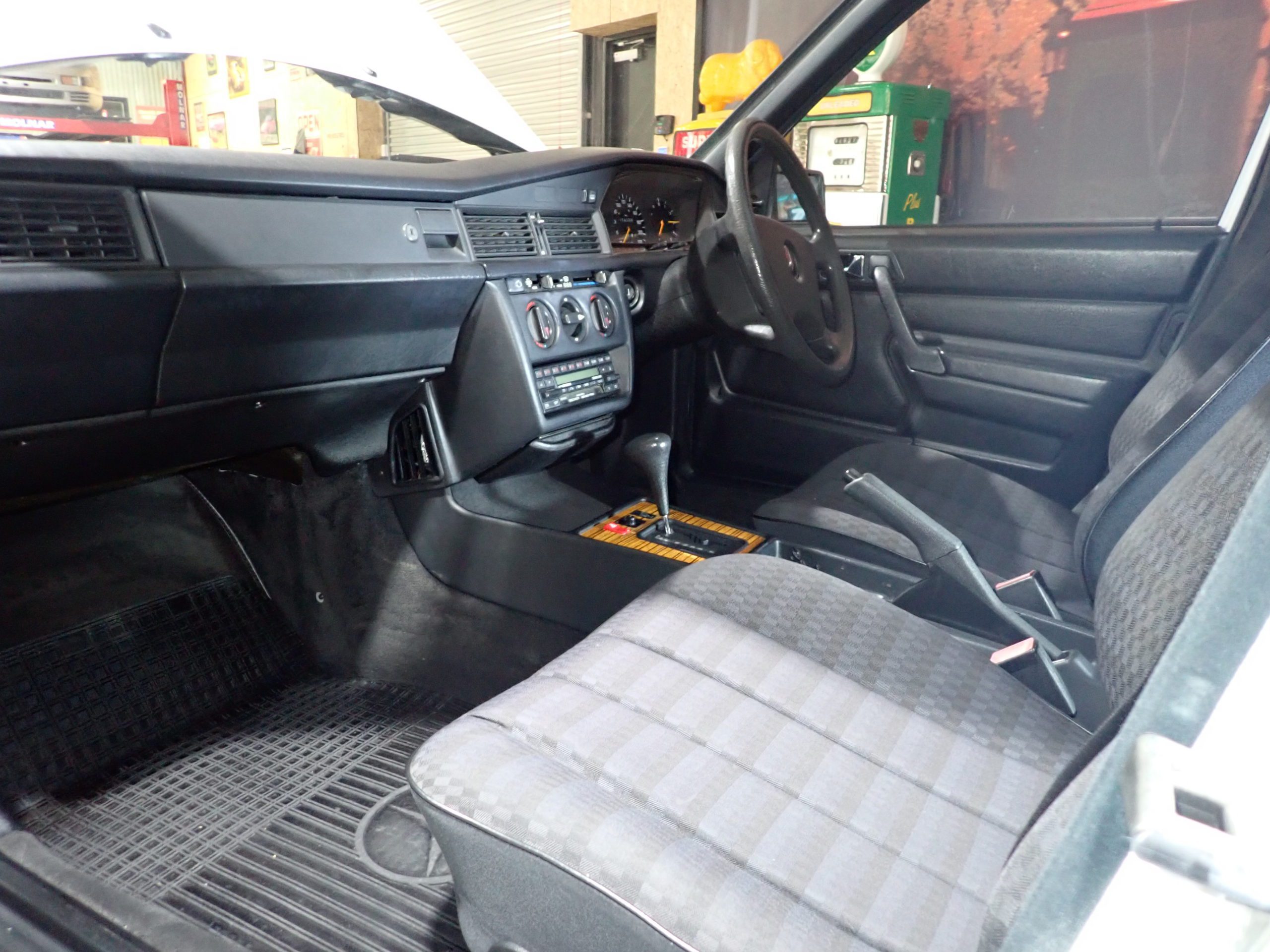 1993 Mercedes-Benz 180E - SOLD | The Classic Centre
