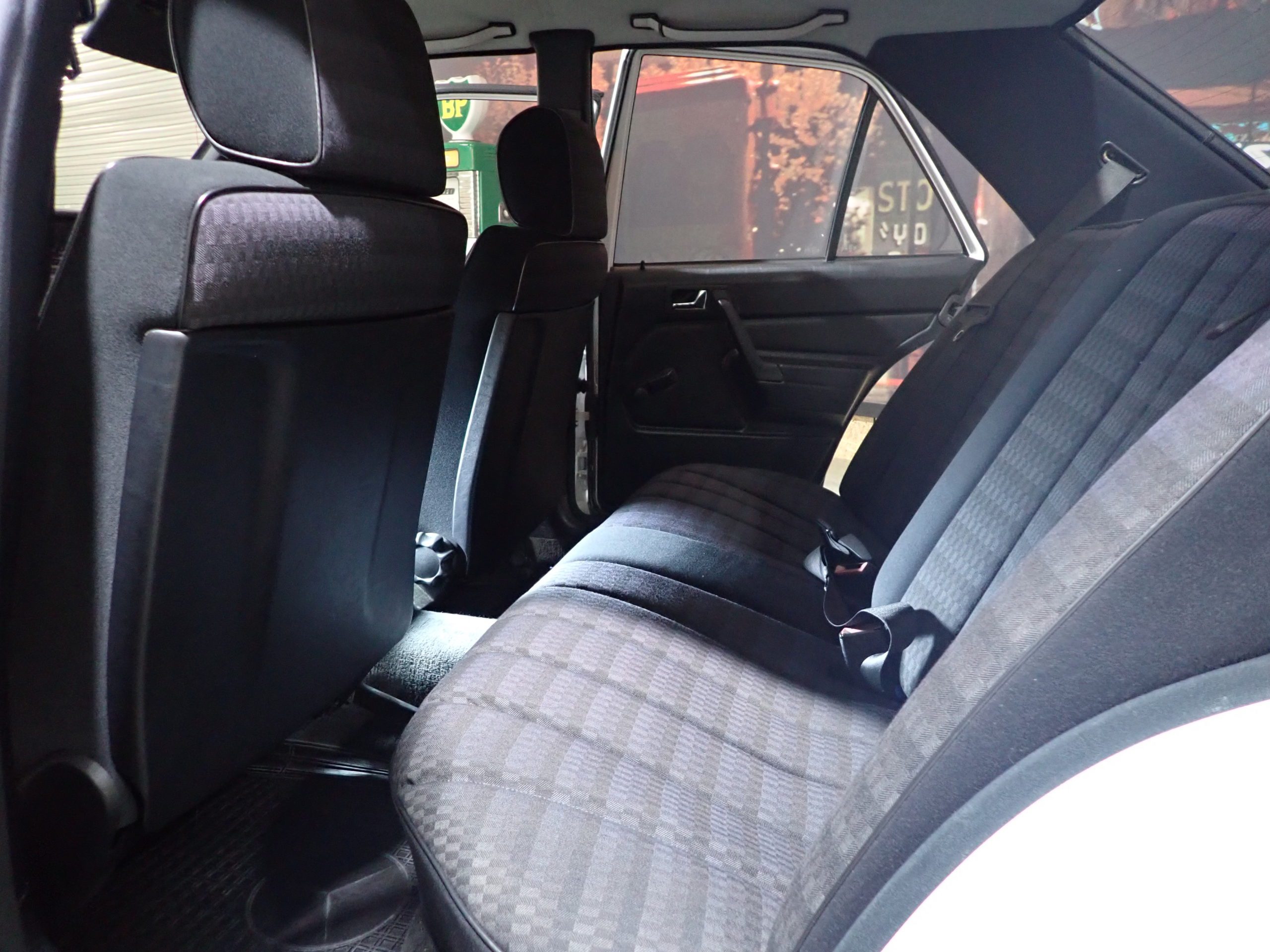 1993 Mercedes-Benz 180E - SOLD | The Classic Centre