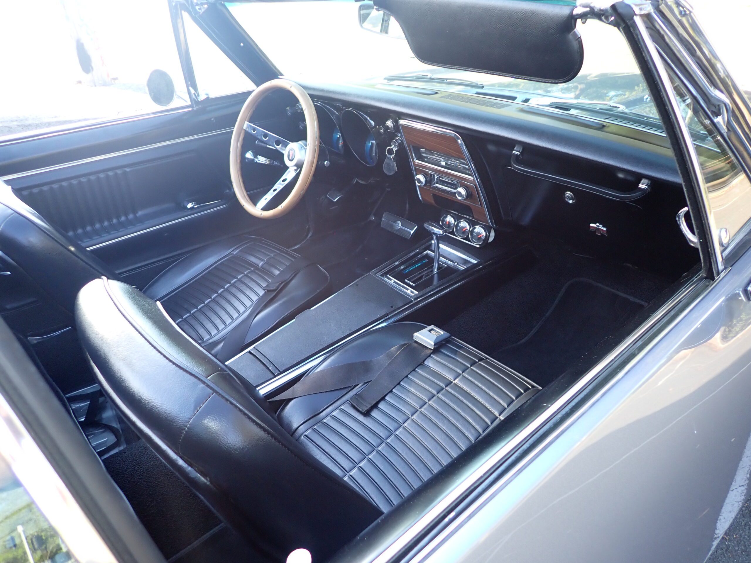 1967 Pontiac Firebird - $90,000 | The Classic Centre
